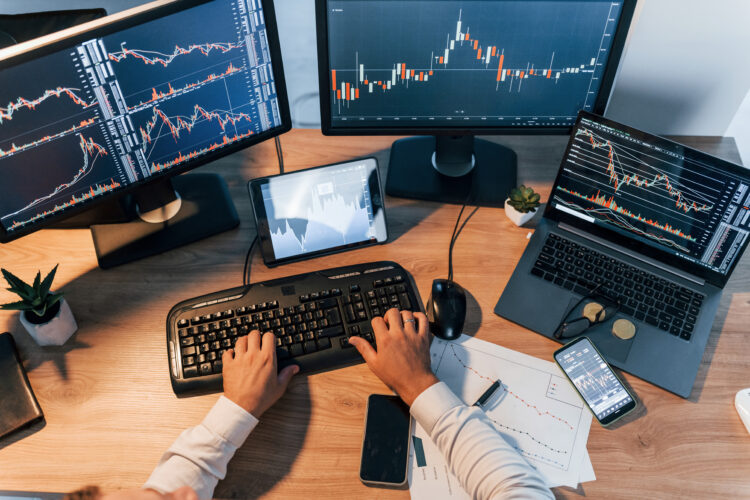 Webull (BULL)’s $10 Billion Ambition: How Webull Became the Hottest ...